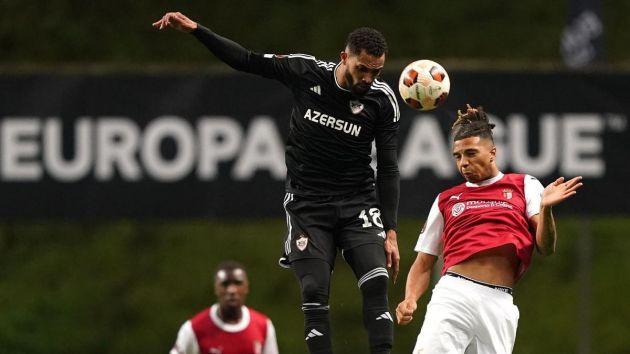 Sevilla close deal for number nine - Striker will fund move out of own ...
