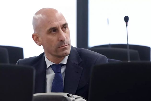 Ex-RFEF boss Luis Rubiales given boost in Gerard Pique corruption case