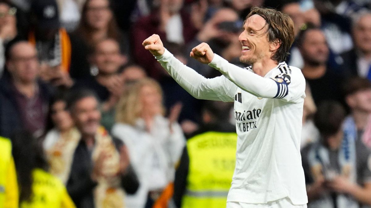 'Modric after retirement is better than...' journalist slams Real ...