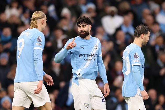 Barcelona and Real Madrid competing to sign €75m Man City star